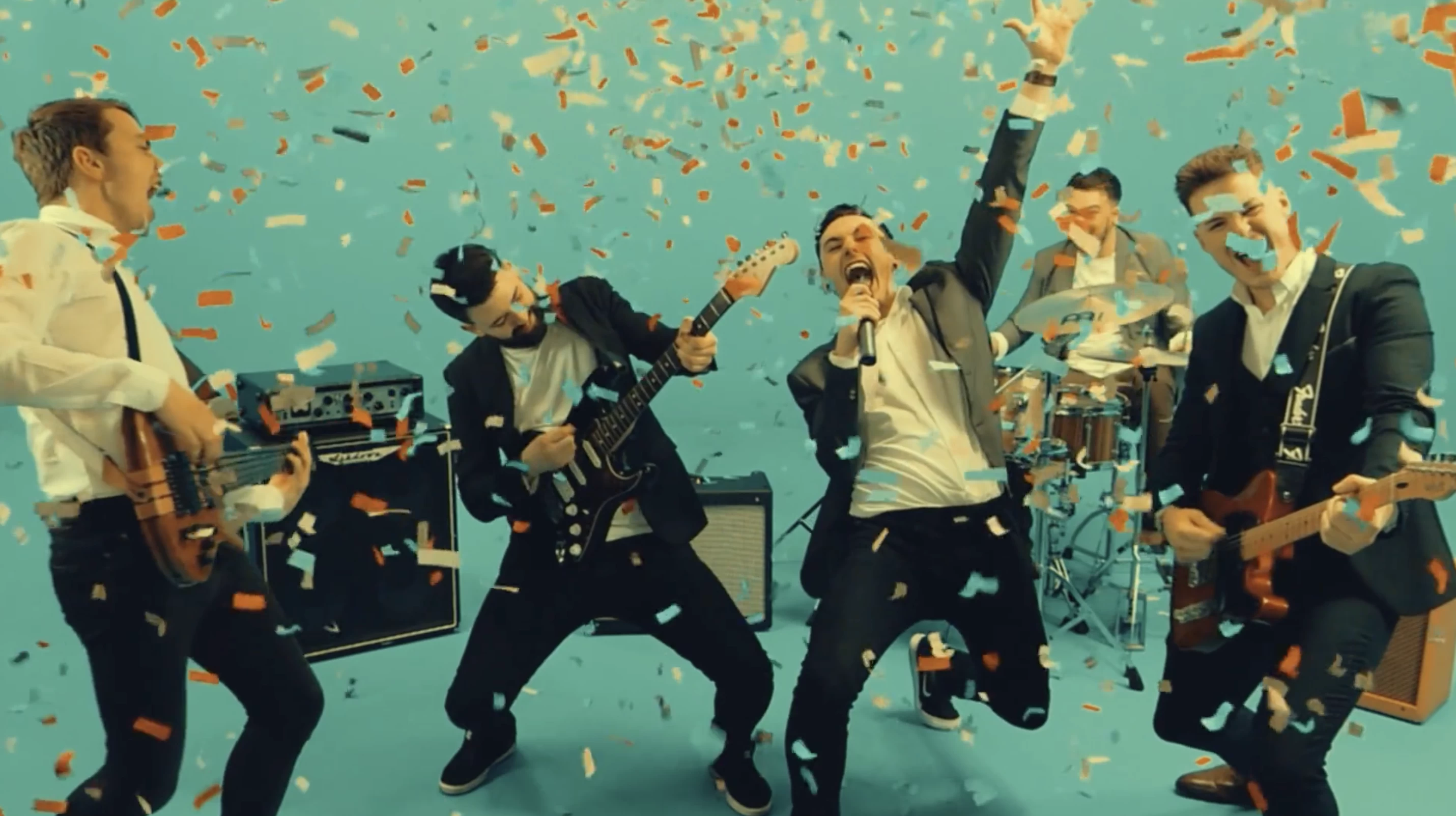 Live Music Hire For Luxury Events | Pink Bear Music